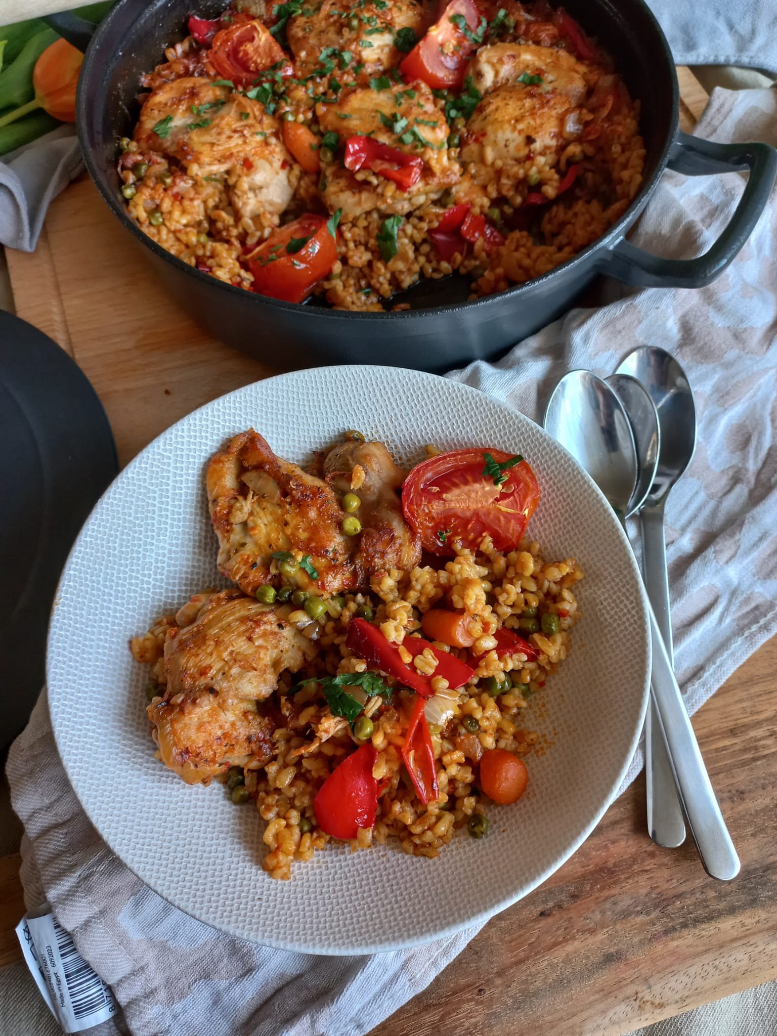 Turkse Kip met Bulgur, Tavuk Kapama - Lekker Turks Eten